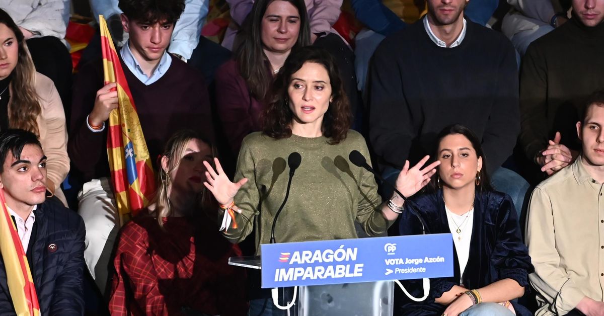 Ayuso cree que la visita del Papa a Madrid será "histórica"