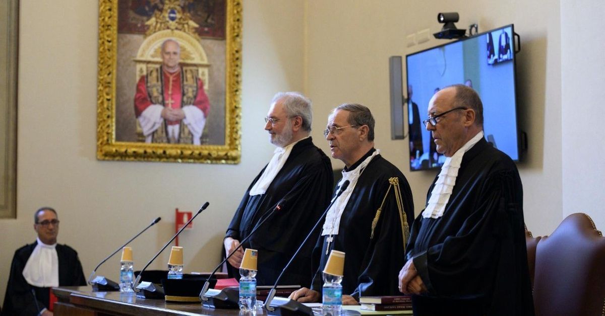 becciu - Religión Digital